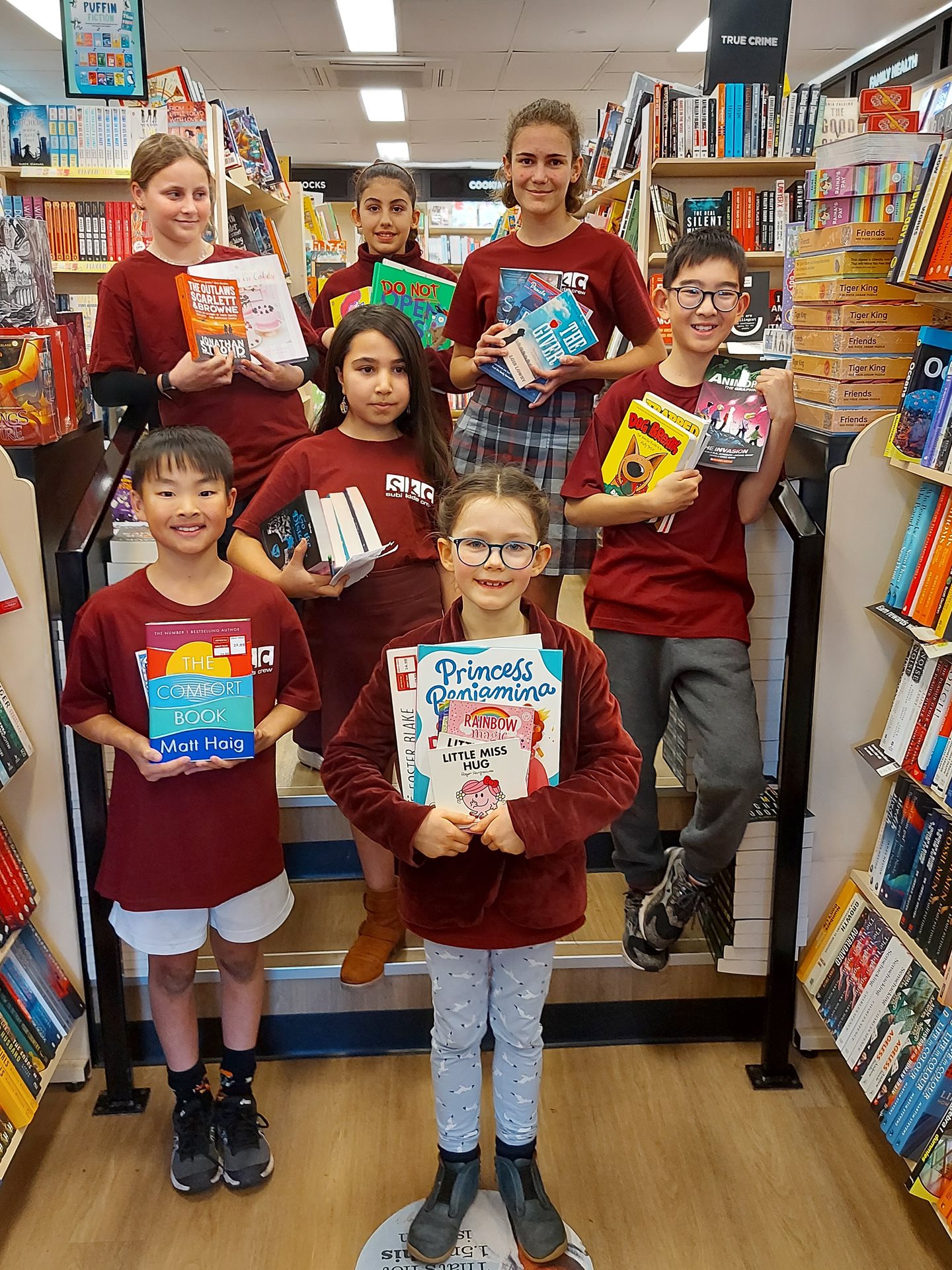 Subi Kids Crew chooses new books for library | City of Subiaco